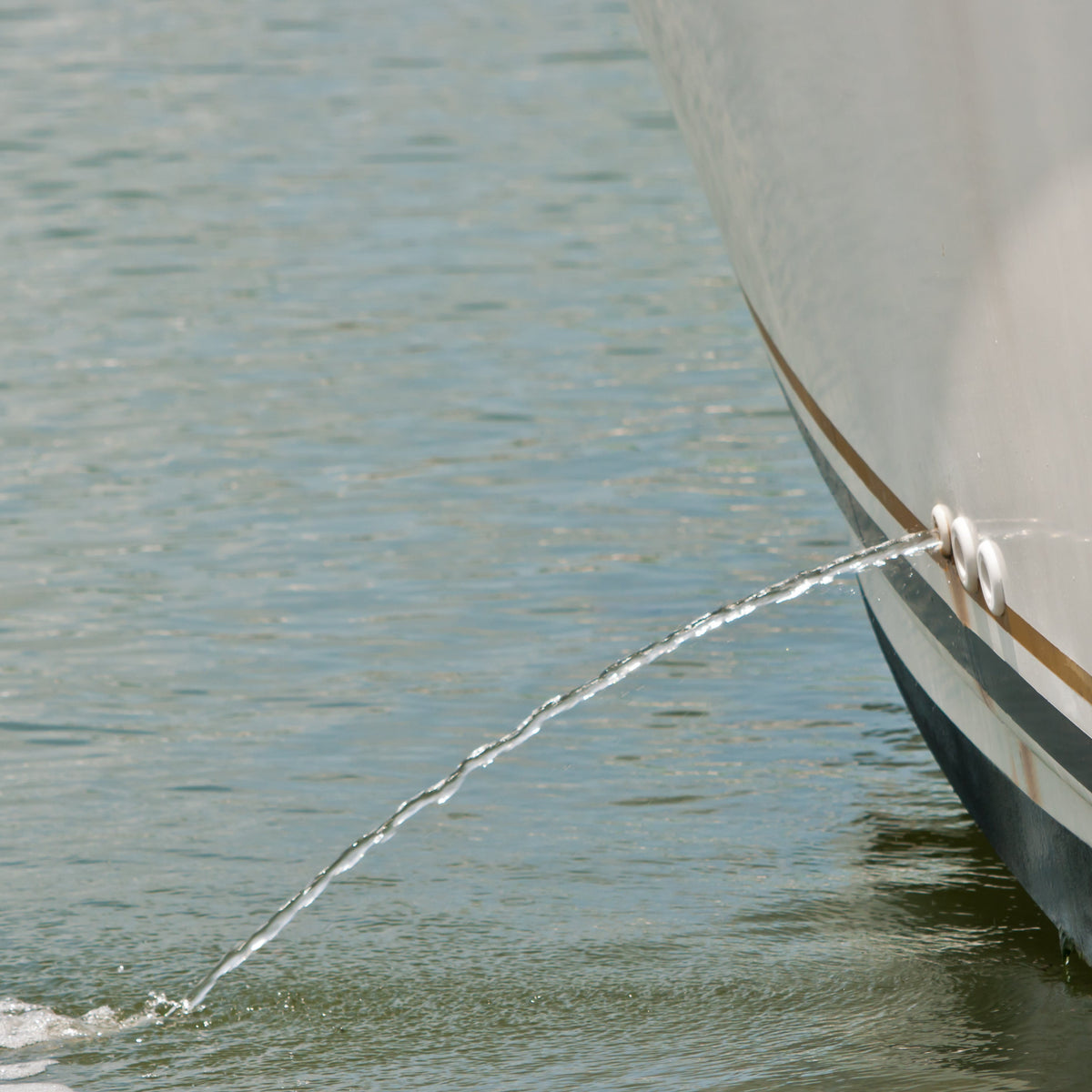 Bilge Pumps 101: Selecting the Right One for You – PartsVu